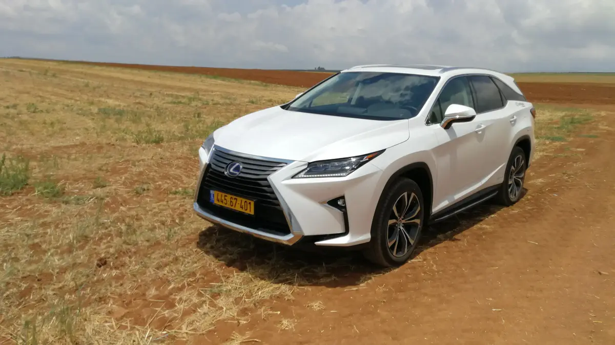 הובלה במחלקת עסקים: לקסוס RX450 LONG החדש במבחן - וואלה רכב
