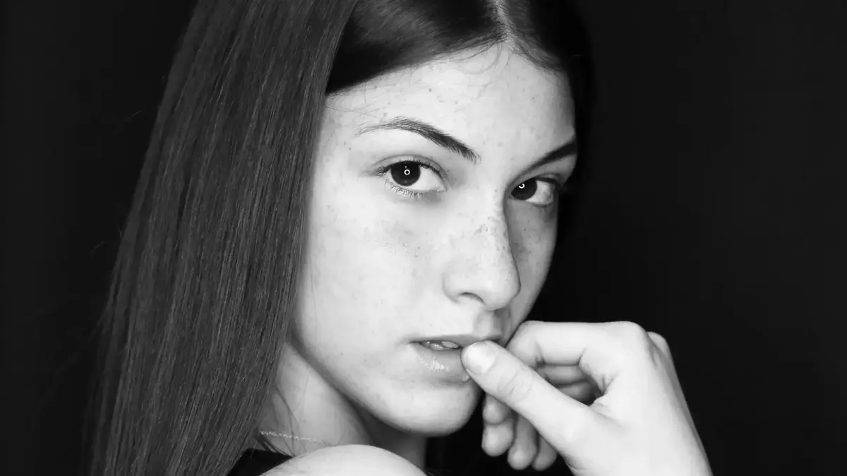 שאלות של קיץ ליובל ביטון - וואלה! NOW