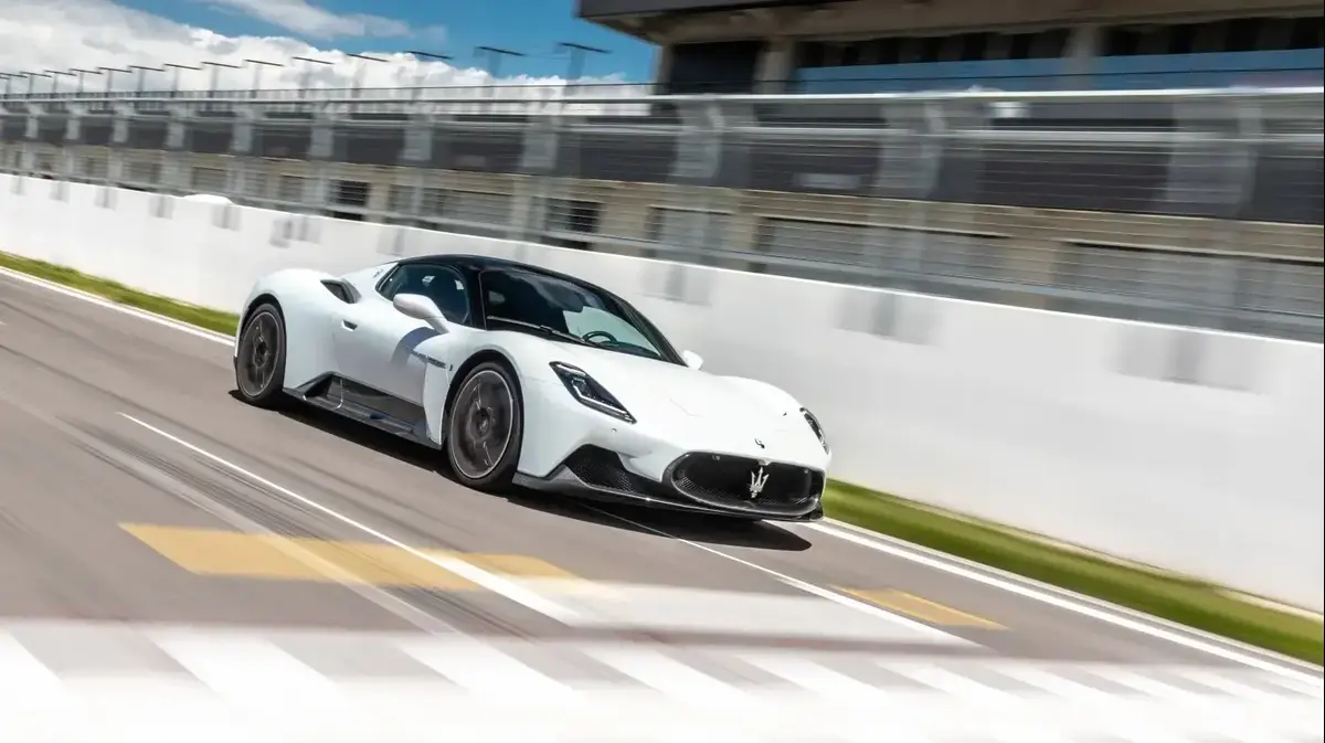 מזראטי MC20 אין מחיר לאושר - וואלה רכב