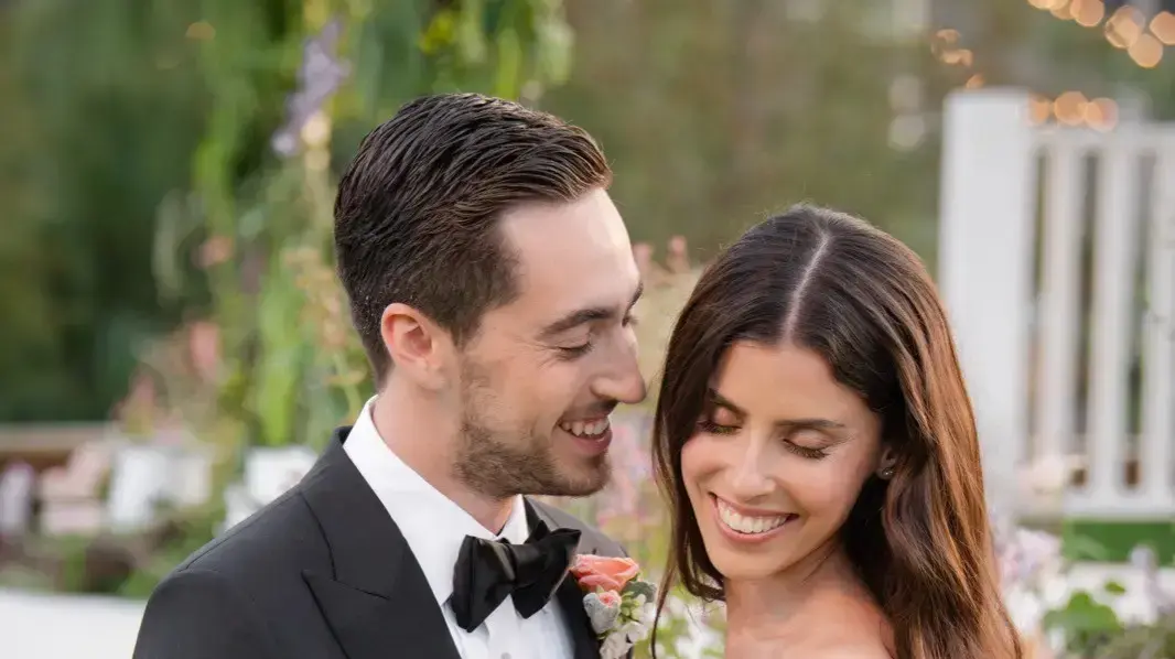 הזמר דניאל אריסון בנה של שרי אריסון הפך לאבא - וואלה סלבס