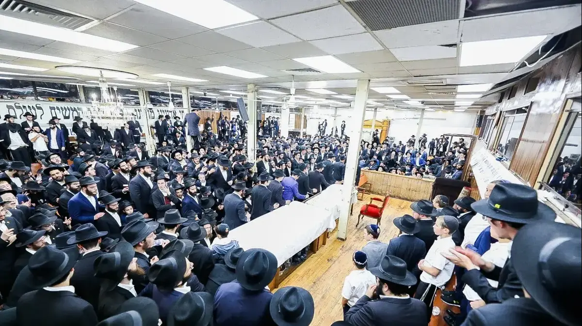 שובה ישראל אלפים מכל העולם והתוועדות שנמשכה 3 שעות וואלה יהדות