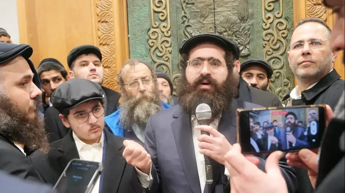 שובה ישראל אלפים השתתפו במעמד בראשות רבי יואל פינטו וואלה יהדות