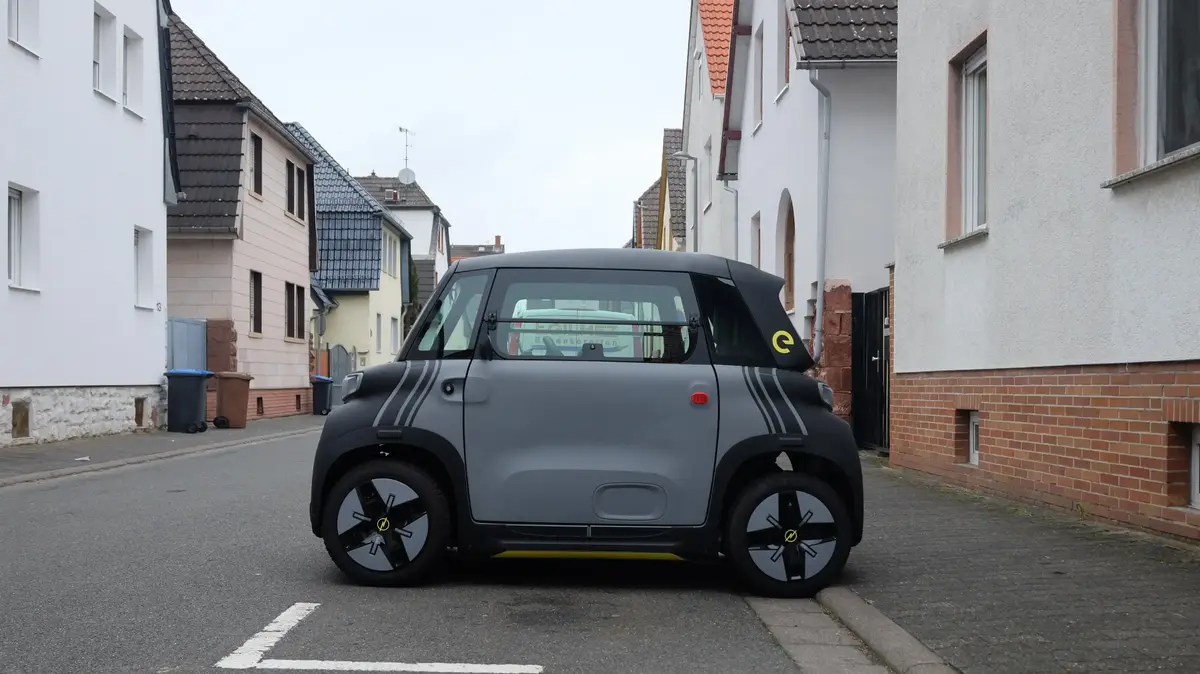 אופל רוקס e במבחן: החשמלית ב-50 אלף שקל שאנחנו מפסידים - וואלה רכב