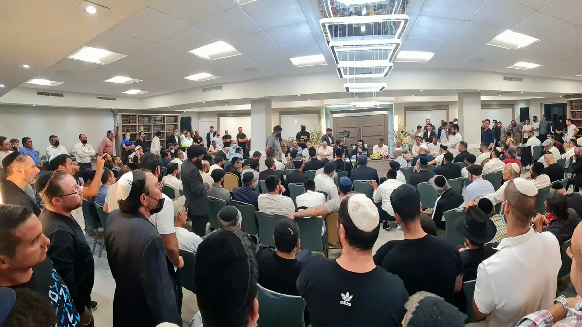 שובה ישראל המהפכה הרוחנית של האדמור הרב פינטו במיאמי וואלה יהדות