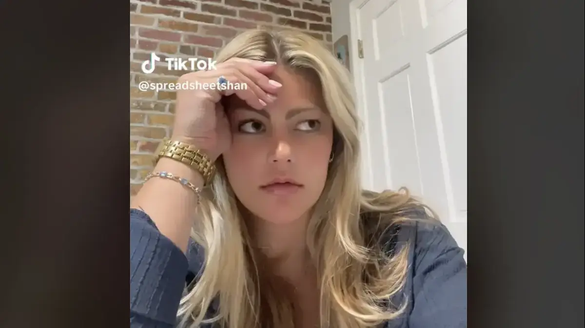 פרסמה את דירוג האשראי שלה בטינדר וקיבלה הצעת נישואים - וואלה Sheee