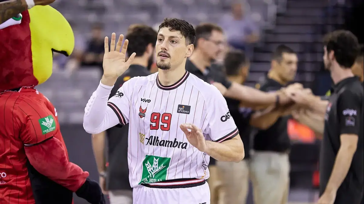 7 נק' ו-6 אס' ליפתח זיו בהפסד גרנאדה 86:80 לבדאלונה - וואלה ספורט