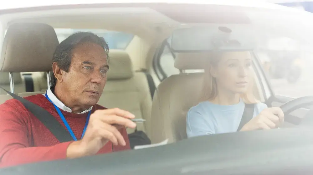 DRIVELY - דרייבלי - מחבר בין תלמידים למורי נהיגה בקלות - וואלה טוב לדעת